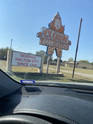 CLOWN BURGER TOO - Updated July 2025 - 98 Photos & 100 Reviews - 5020 ...