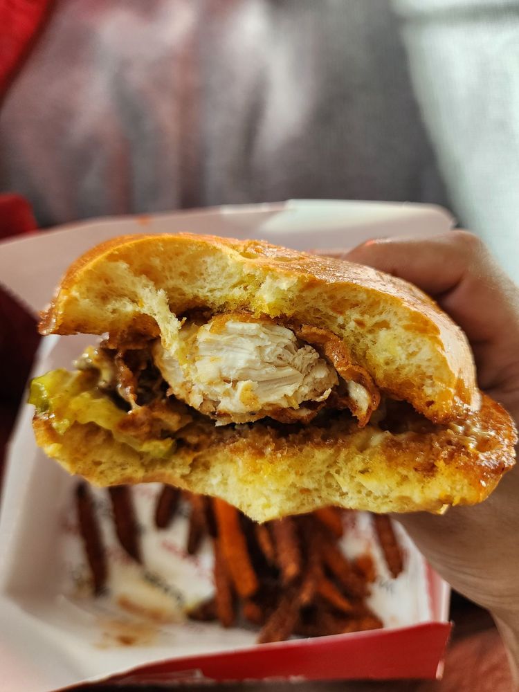 WULF BURGER - 26 Reviews - 7701 Stacy Rd, McKinney, Texas - Burgers ...