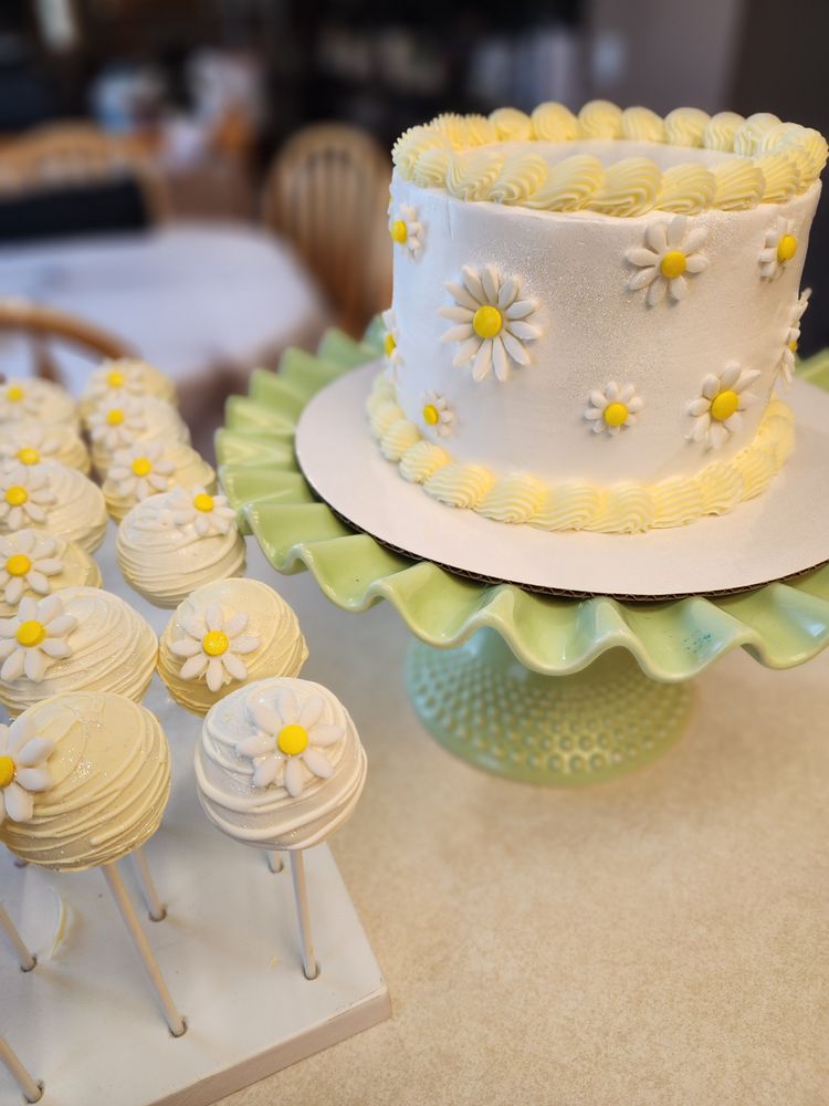 SUGAR MAMAS CAKES, CUPCAKES & MORE - Updated October 2025 - 93 Photos ...