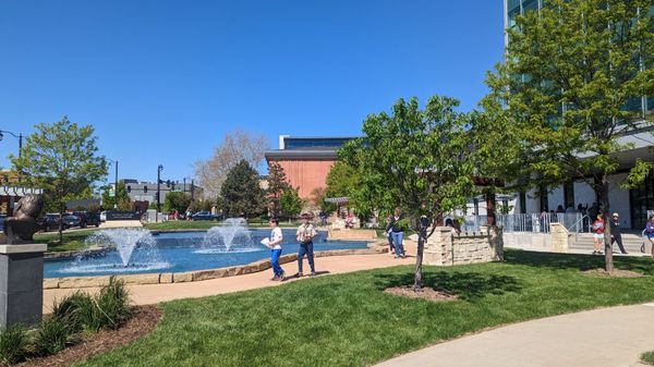 OLATHE DOWNTOWN LIBRARY - Updated July 2024 - 54 Photos & 14 Reviews ...