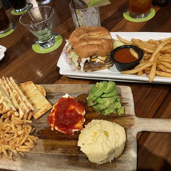 BRU BURGER BAR - LAFAYETTE - Updated February 2025 - 251 Photos & 233 ...