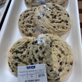 DUTCH-WAY FARM MARKET - EPHRATA - Updated January 2026 - 12 Photos ...