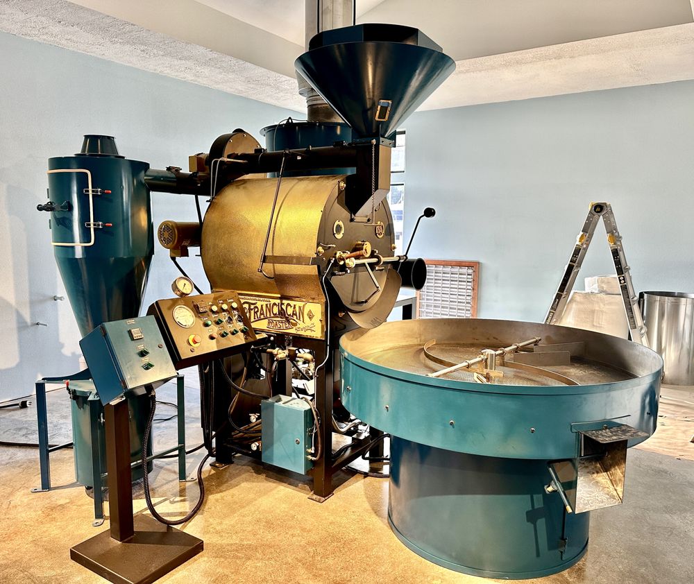 BIG ISLAND COFFEE ROASTERS - Updated August 2024 - 74 Photos & 35 ...