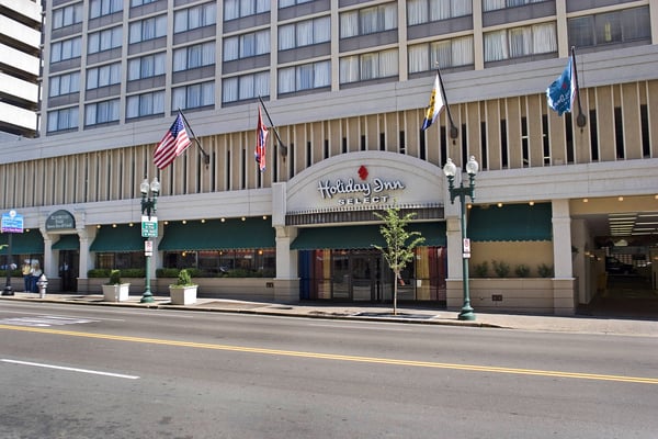 HOLIDAY INN MEMPHIS-DOWNTOWN with 106 Reviews & 65 Photos - 160 Union ...