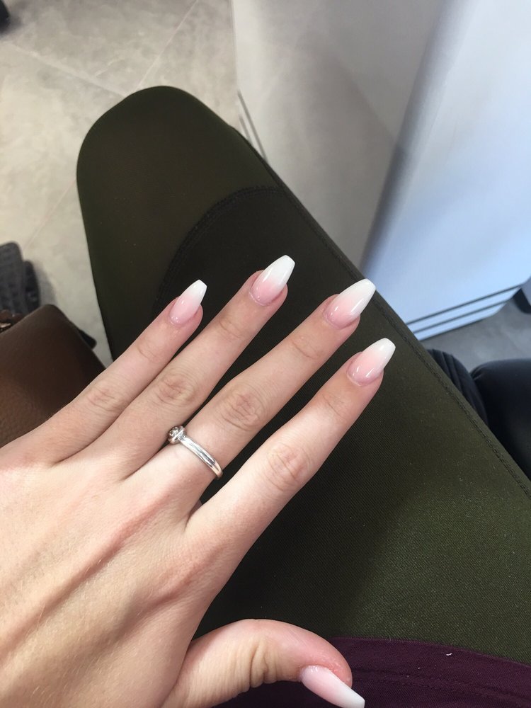 KELLY NAILS & SPA - 17 Photos & 15 Reviews - 68 Center Square, East ...