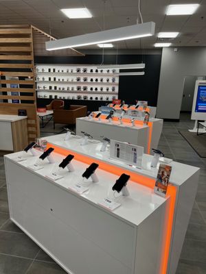 CONSUMER CELLULAR - Updated June 2025 - 13980 W Bell Rd, Surprise ...