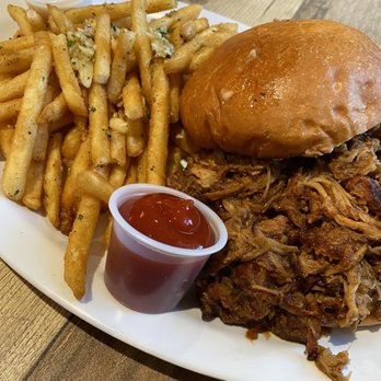 THE LOCAL PROVISIONS - Updated June 2024 - 281 Photos & 139 Reviews ...