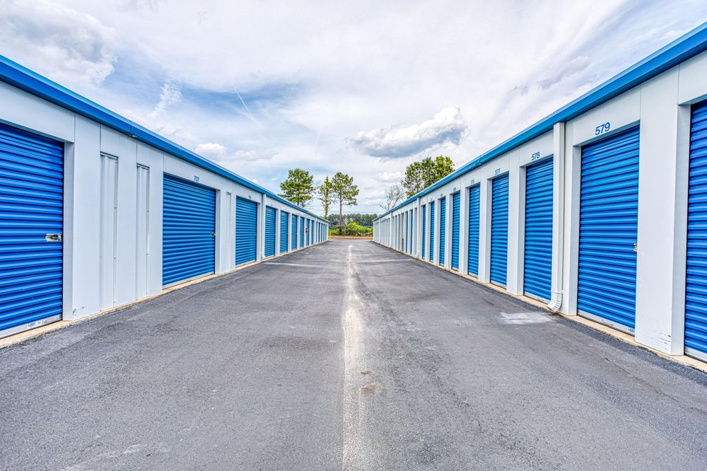 BROOKS MINI STORAGE - Updated October 2025 - 12 Photos - 1001 J P ...