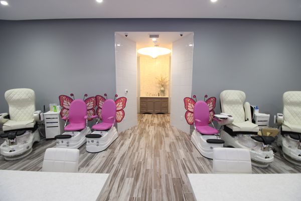 CROWN ROYAL NAILS LOUNGE 2 - 93 Photos & 130 Reviews - Nail Salons ...