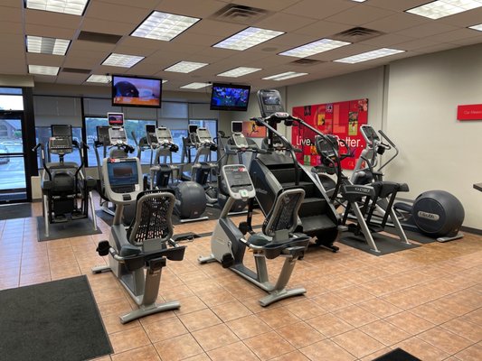 GREATLIFE FITNESS CLUB 26TH & MARION - Updated February 2025 - 5215 W ...