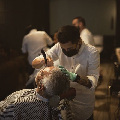 JUAN CAMANEY BARBERÍA -URBAN CENTER - Updated July 2025 - calle 37 #215 ...