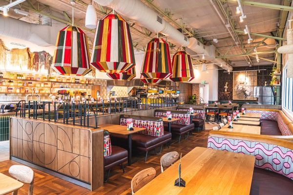 NANDO’S PERI-PERI - Updated March 2026 - 173 Photos & 50 Reviews - 1201 ...