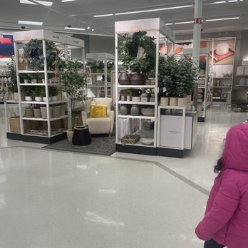 TARGET - Updated December 2025 - 131 Photos & 71 Reviews - 4390 ...
