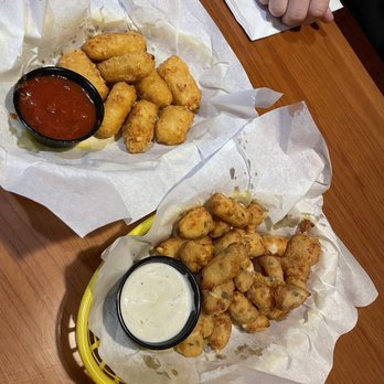 BUST OUTS - Updated April 2024 - 80 Photos & 74 Reviews - 5200 N Elston ...