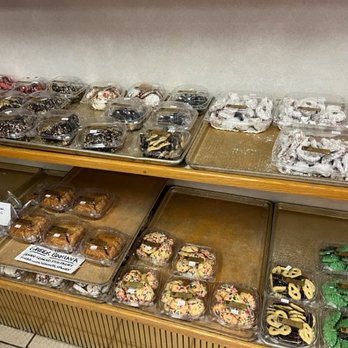 HERMANS BAKERY AND CATERING - Updated December 2025 - 152 Photos & 90 ...