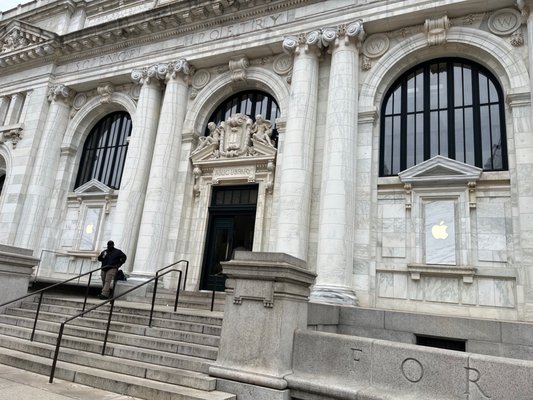 APPLE CARNEGIE LIBRARY - Updated September 2025 - 311 Photos & 99 ...