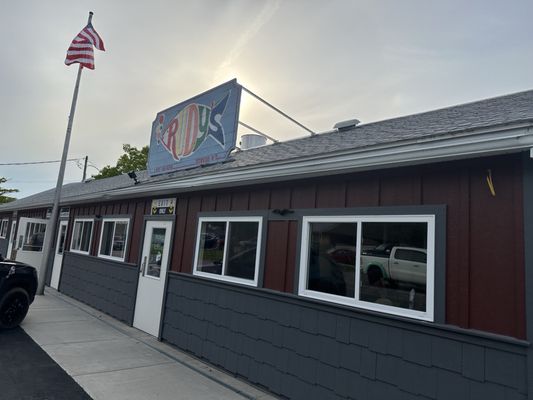 RUDY’S LAKESIDE DRIVE-IN - Updated December 2025 - 187 Photos & 236 ...