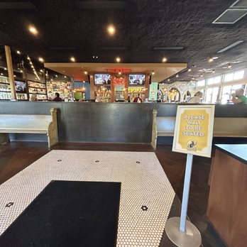 HOPCAT - LIVONIA - 64 Photos & 50 Reviews - 17800 Haggerty Rd, Livonia ...