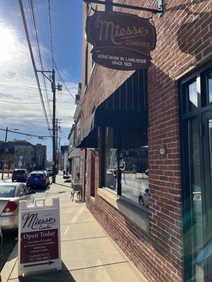 MIESSE CANDIES - Updated December 2025 - 29 Photos & 13 Reviews - 429 N ...