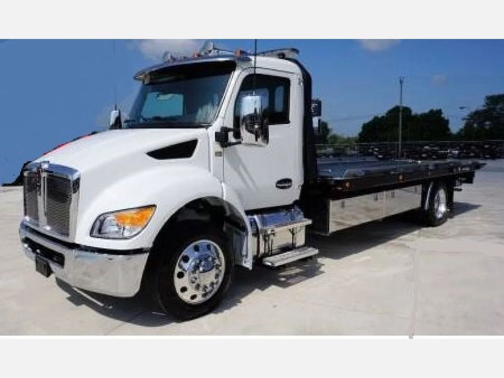 TOW TRUCK LAVAL 24/7 - Updated May 2026 - Laval, Quebec - Roadside ...