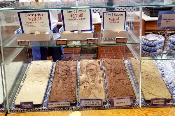 GRANDMA’S FUDGE FACTORY - 54 Photos & 52 Reviews - Candy Stores - 20 N ...