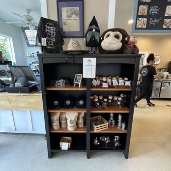 MONKEY BUSINESS CAFE - Updated July 2024 - 1948 Photos & 1705 Reviews ...