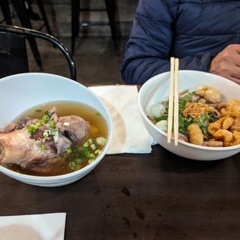 RICESTRING NOODLE SHACK - Updated May 2024 - 2206 Photos & 858 Reviews ...