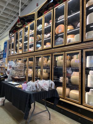 ITALIAN CENTRE SHOP - Updated December 2025 - 49 Photos & 43 Reviews ...