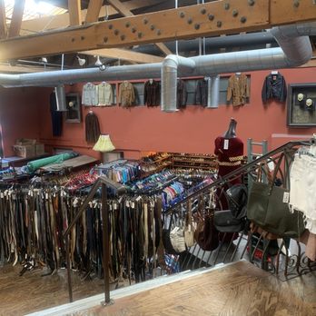 JET RAG - Updated December 2025 - 95 Photos & 365 Reviews - 825 N La ...