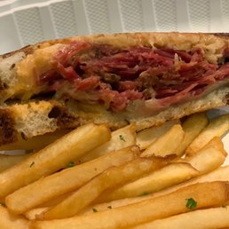 PITCH AND FIDDLE-FAIR OAKS - Updated June 2024 - 90 Photos & 155 ...