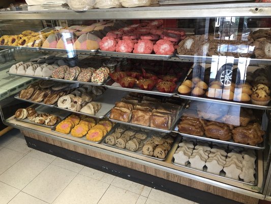 LA REYNERA BAKERY - 55 Photos & 56 Reviews - 4120 McKinney St, Houston ...