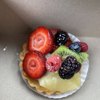 CAESAR’S PASTRY - Updated April 2024 - 487 Photos & 579 Reviews - 11852 ...