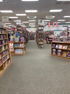 HALF PRICE BOOKS - Updated May 2025 - 28 Photos & 50 Reviews - 9743 Fm ...