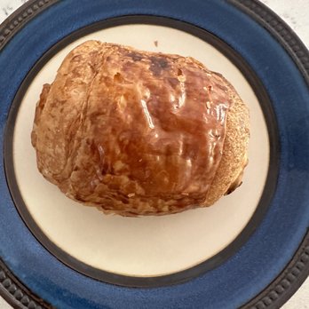 MADO PARIS FRENCH BAKERY & CAFE - Updated February 2025 - 135 Photos ...