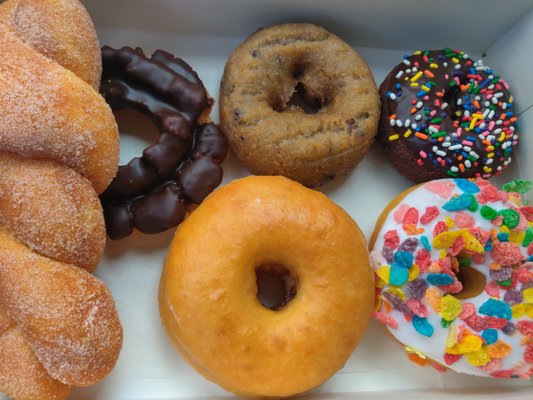 M & M DONUT - Updated November 2024 - 56 Photos & 68 Reviews - 9081 Fm ...