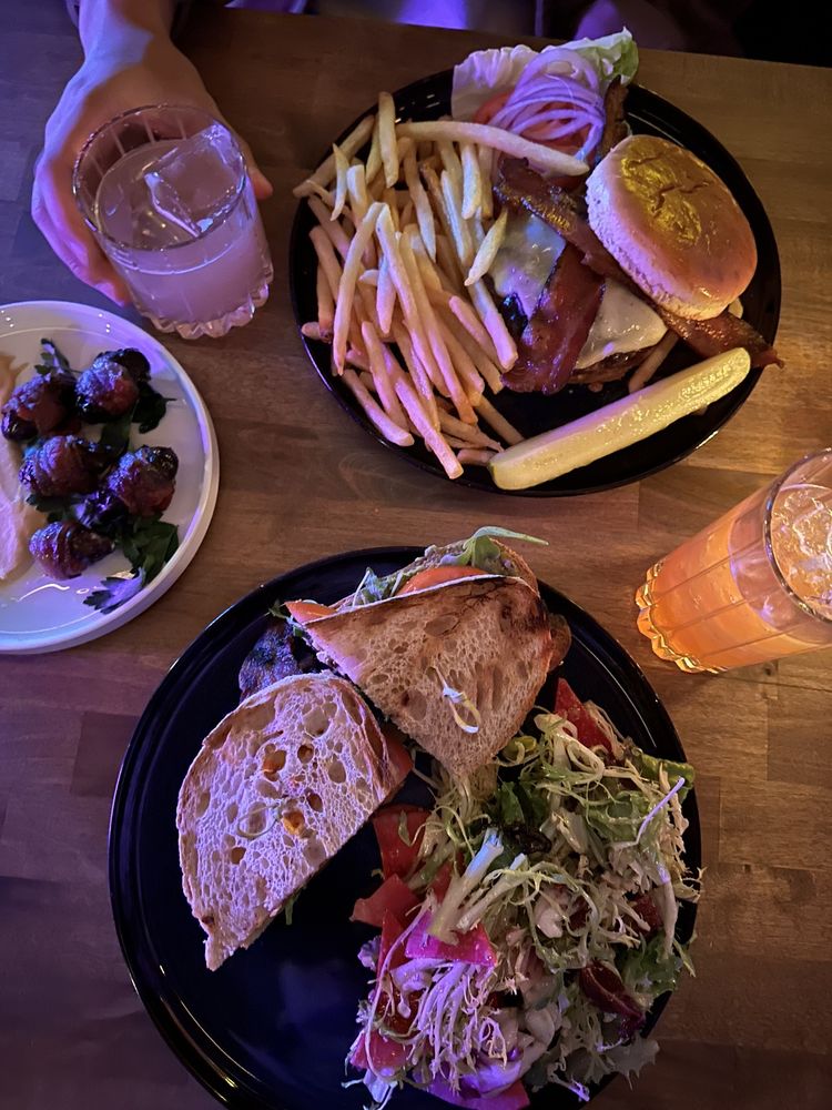 ZHORA DARLING - Updated November 2024 - 43 Photos & 17 Reviews - 509 1st Ave NE, Minneapolis ...