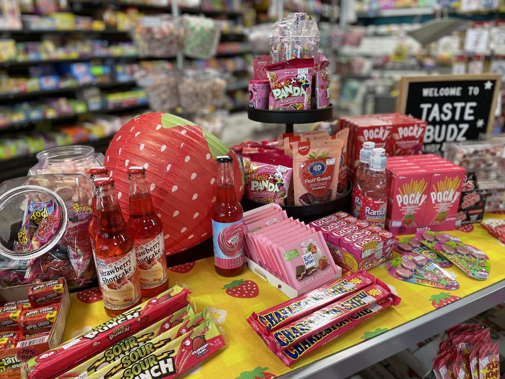 TASTE BUDZ CANDY - Updated December 2025 - 14 Photos - 8460 Algoma Ave ...