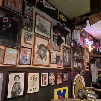 RED MULE PUB - Updated January 2025 - 58 Photos & 119 Reviews - 1208 S ...