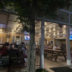 LEANDER BEER MARKET - 88 Photos & 172 Reviews - 106 W Willis St ...