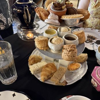 CLOCKWORK ROSE TEA EMPORIUM & CONFECTIONARY - Updated December 2025 ...