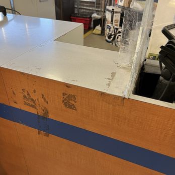 GOODWILL STORE & DONATION CENTER - Updated December 2025 - 13 Photos ...