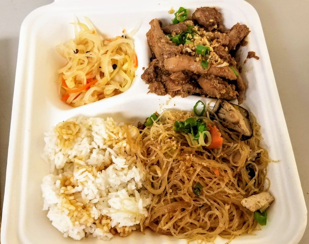 Salu-Salo Filipino Kitchen, Seattle | Roadtrippers