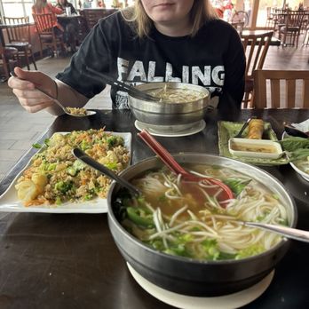 PHO NHI VIETNAMESE NOODLE HOUSE - Updated July 2024 - 290 Photos & 223 ...