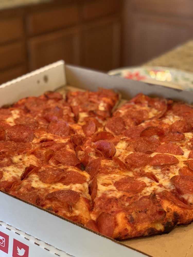 STADIUM PIZZA - 111 Photos & 307 Reviews - Pizza - 32278 Clinton Keith ...