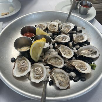 COWFISH - 1335 Photos & 959 Reviews - 258 E Montauk Hwy, Hampton Bays ...