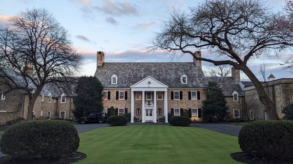 HUNTINGDON VALLEY COUNTRY CLUB - Updated September 2025 - 21 Photos ...