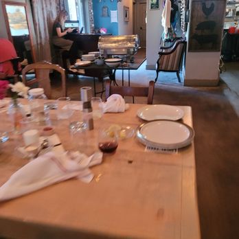 LOCAL FEED - Updated April 2025 - 592 Photos & 432 Reviews - 214 S ...