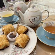 SIP TEA ROOM - 430 Photos & 203 Reviews - Tea Rooms - 721 Lincoln Way ...