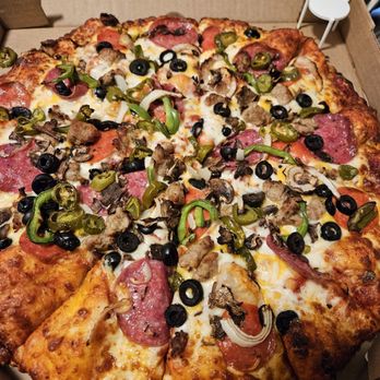 ROUND TABLE PIZZA - Updated August 2025 - 91 Photos & 35 Reviews - 2640 ...