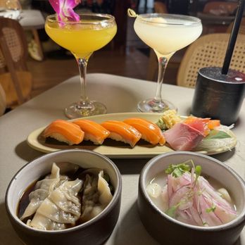 PAPERFISH SUSHI - Updated December 2024 - 339 Photos & 208 Reviews ...
